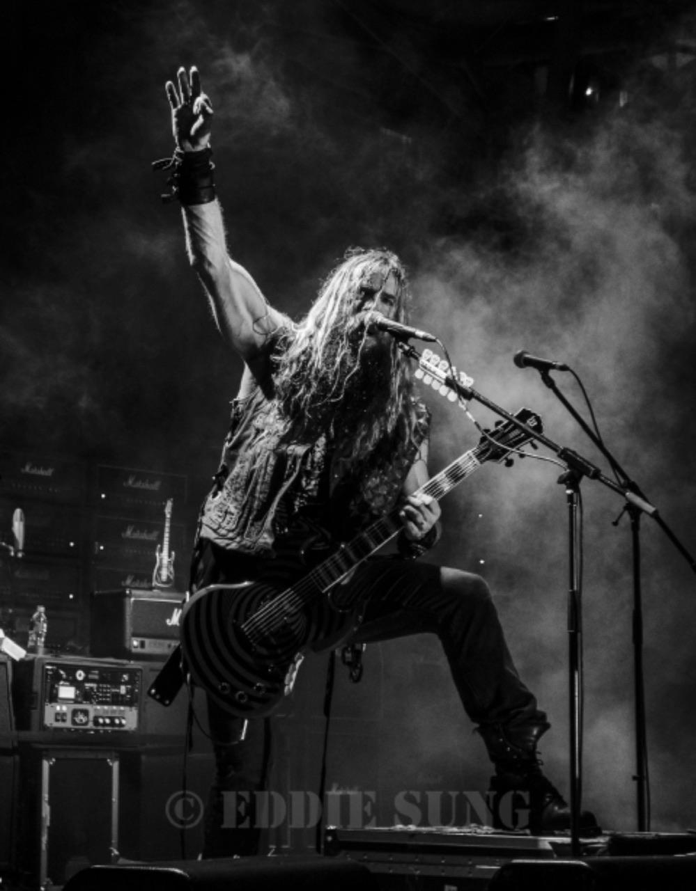 Glorious Smoke – Eddie Sung